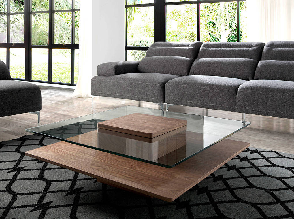 Mesa de centro de madera chapada en Nogal con tapa - Angel Cerdá S.L Mesa de centro de madera chapada en Nogal con tapa - Angel Cerdá S.L